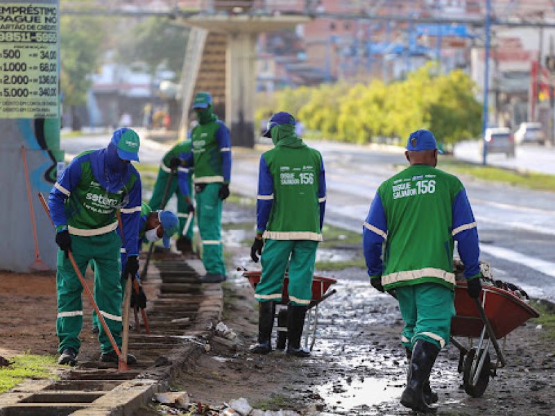 Prefeitura Intensifica Limpeza De Bueiros E Caixas De Sarjetas Portal